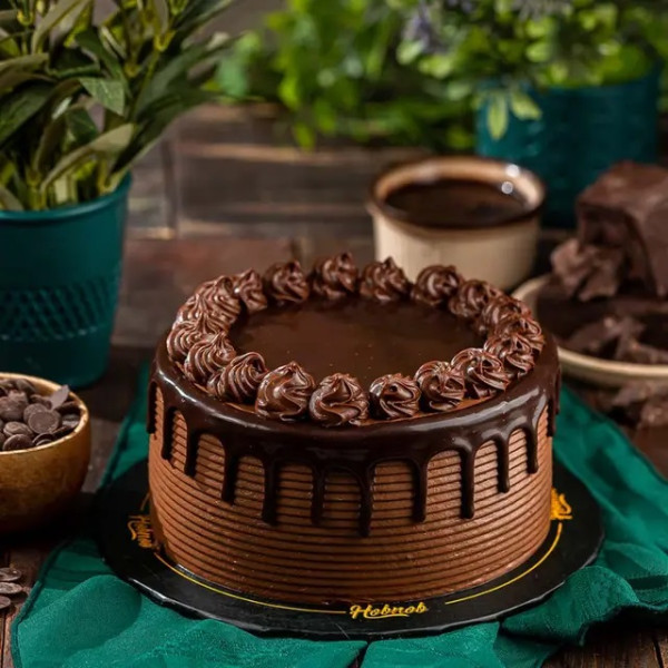 Hobnob Bakery Cakes Delivery in Karachi