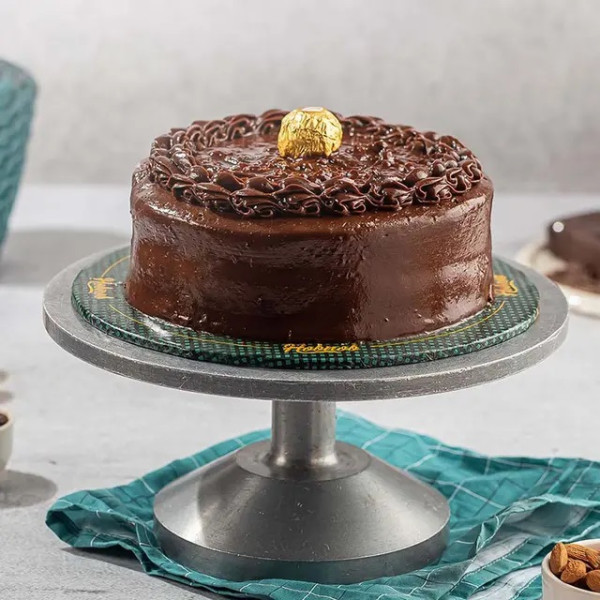 Hobnob Bakery Cakes Delivery in Karachi